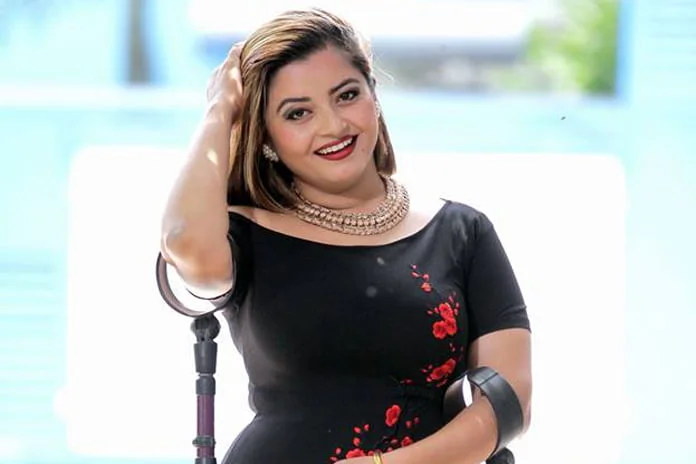 निलम ढुंगाना, सुख दुखको अर्को नाम - Himal Post Himal Post